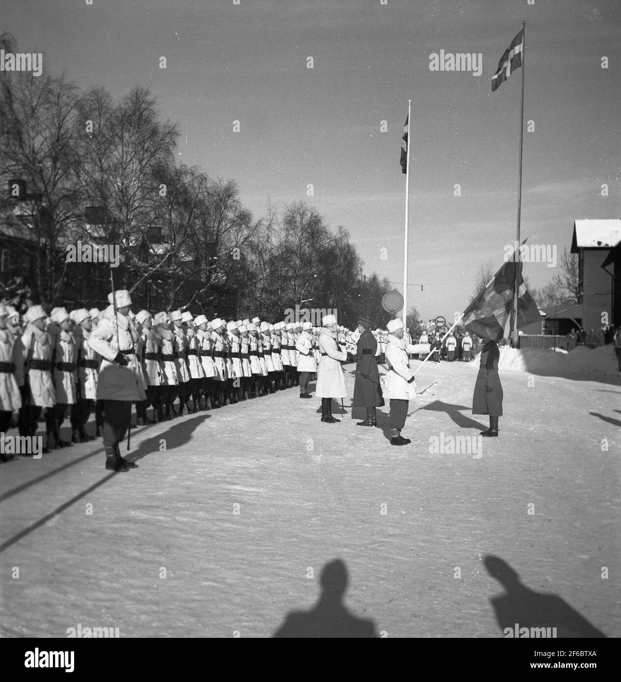 Norrbotten's regiment parades for Crown Prince Gustaf Adolf in Boden in ...