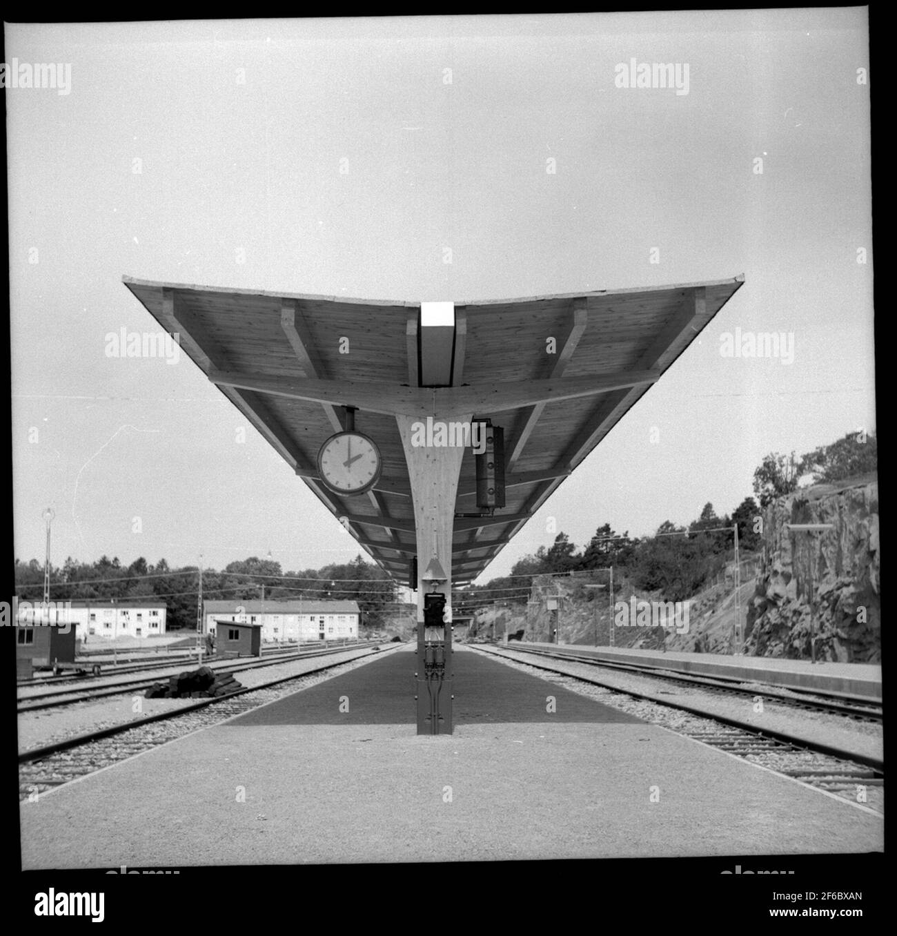 Platform to ceiling Black and White Stock Photos & Images - Alamy