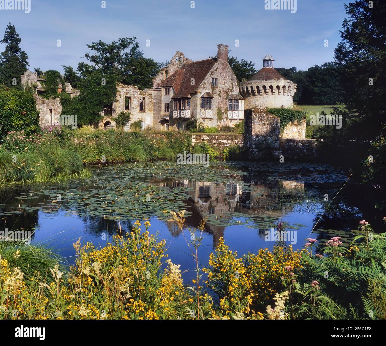 Scotney Castle castle and gardens. Kent. England. UK Stock Photo - Alamy