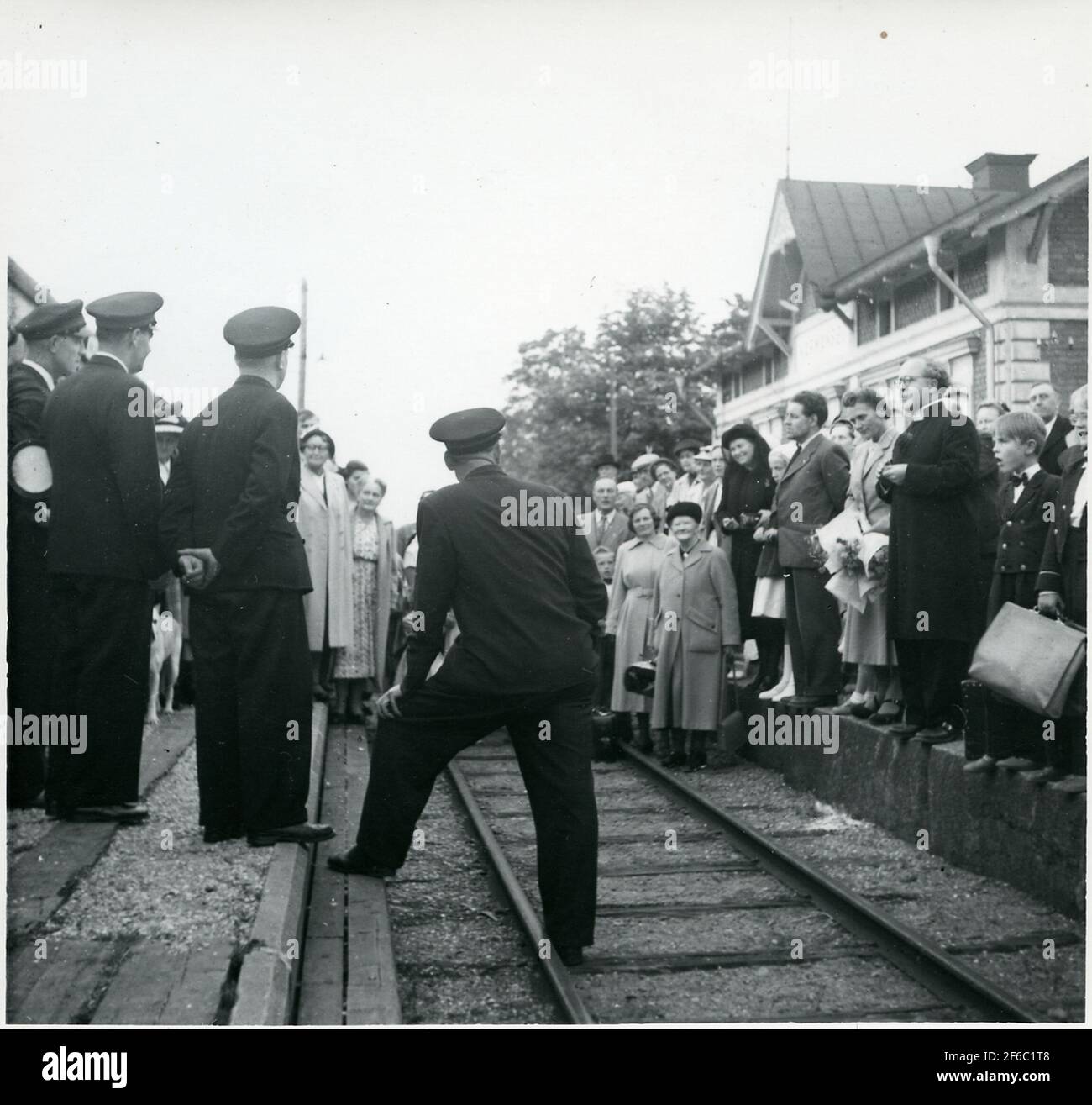 Prosten Lundgren holds "farewell service" at Karmansbo Station Stock ...