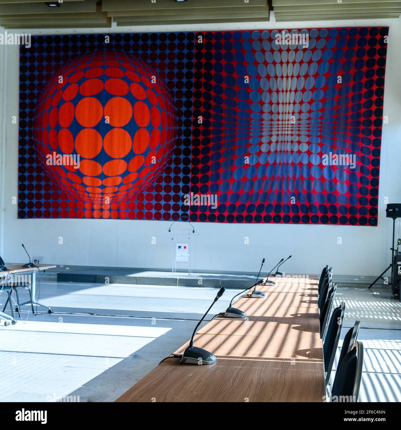 Conference hall interior hi-res stock photography and images - Alamy