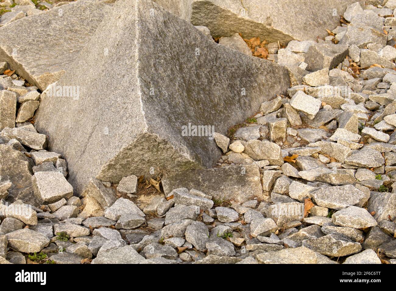 Jumble of stones hi-res stock photography and images - Alamy
