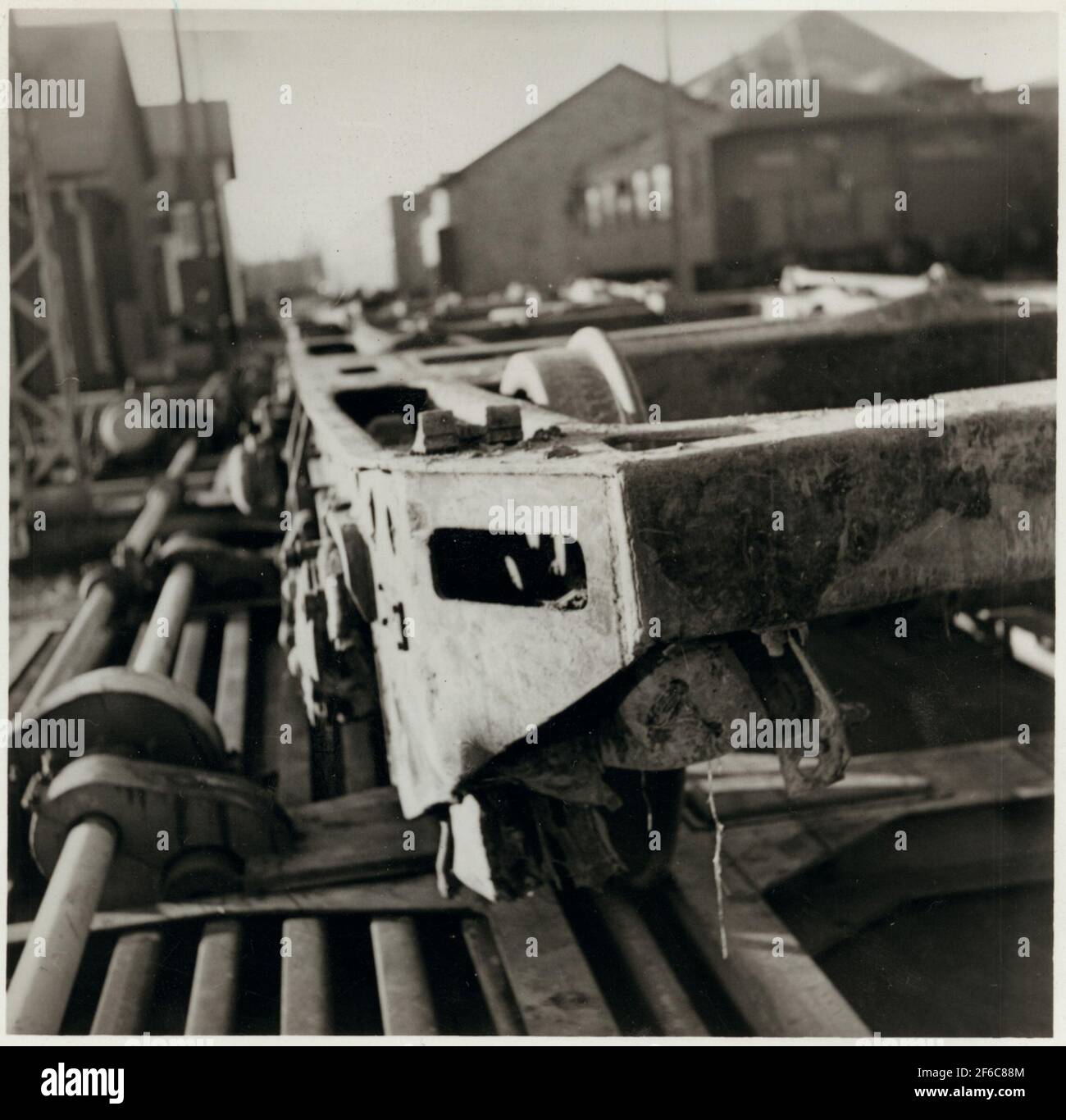 Damage to the A-carriage's running bogie after accident at the stop ...