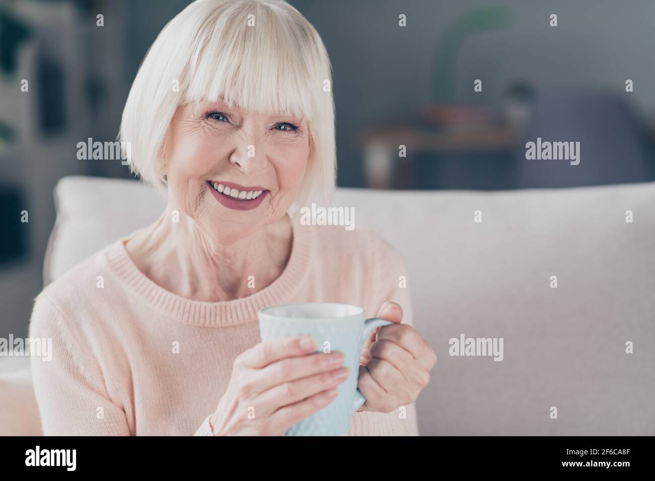 Mature woman feeling hot hi-res stock photography and images - Alamy