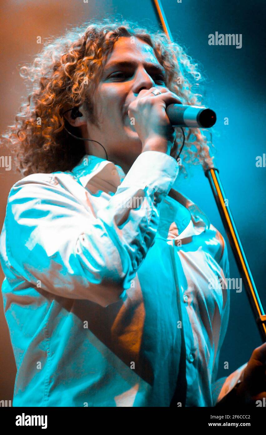 Joseph washbourn musician hi-res stock photography and images - Alamy