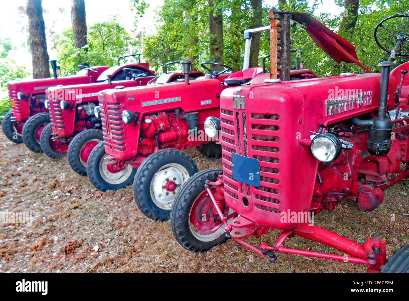 Engine old model agricultural tractor hi-res stock photography and ...