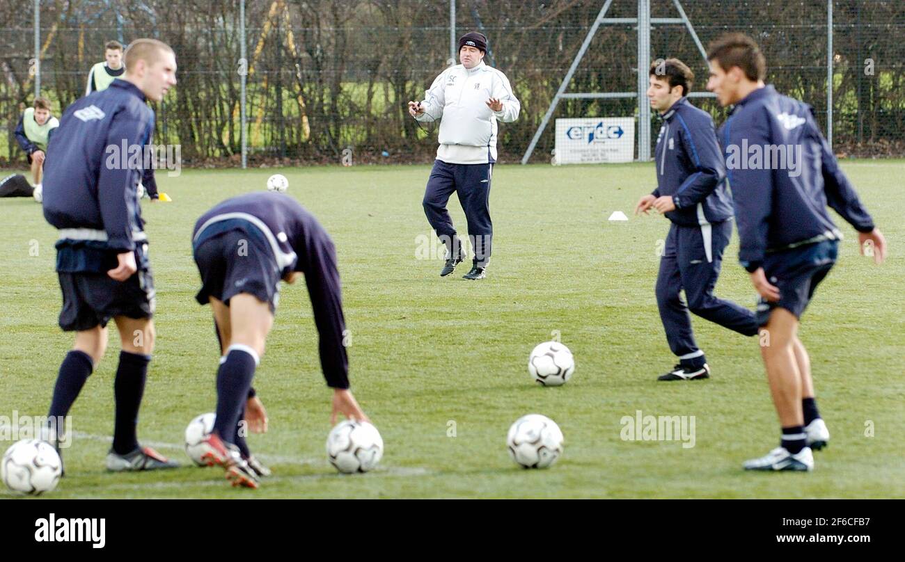 Chelsea training ground hi-res stock photography and images - Alamy