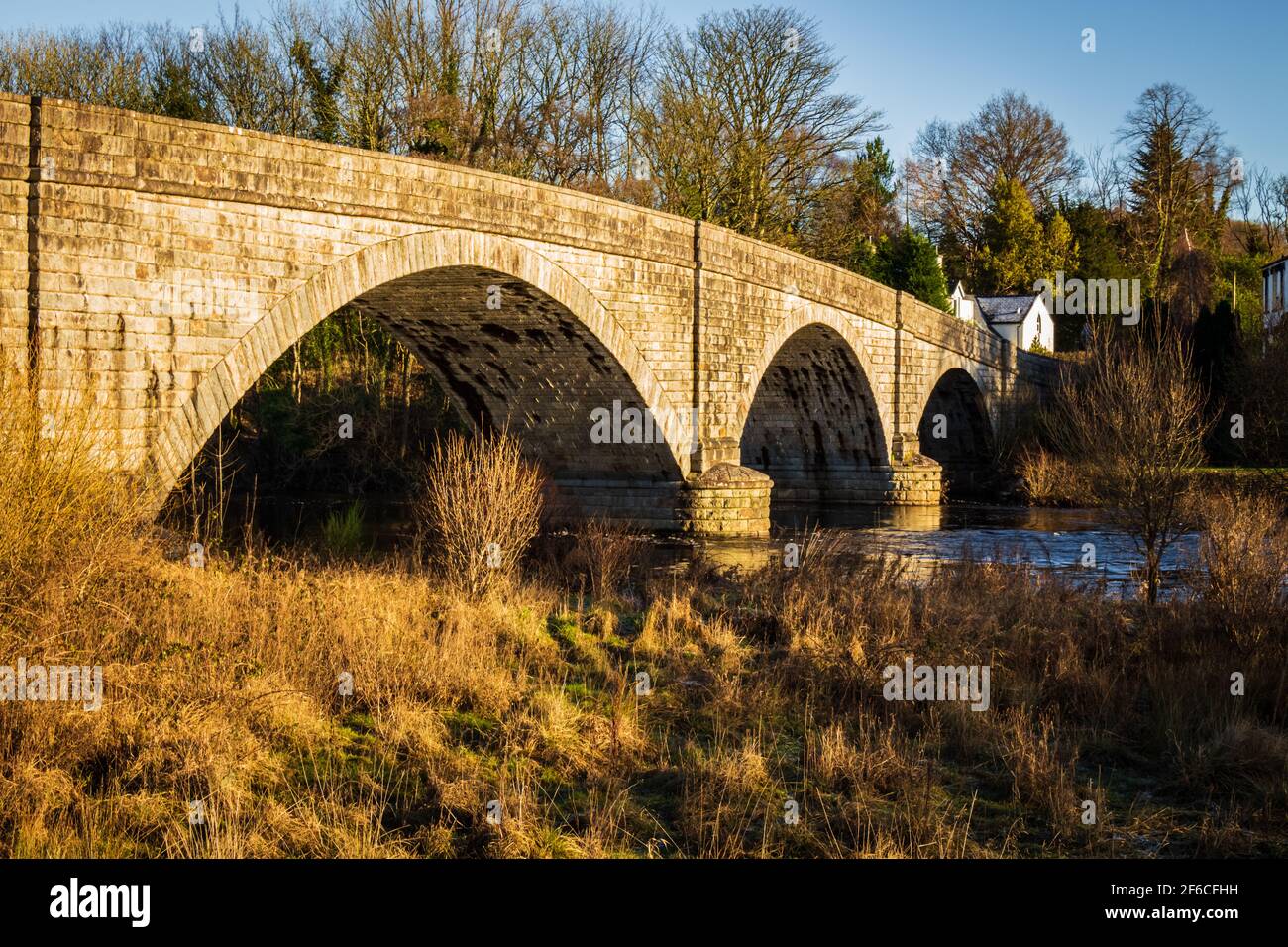 Segmental arches hi-res stock photography and images - Alamy