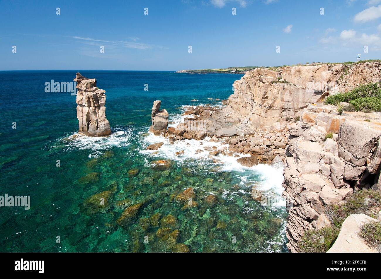 Le colonne stacks hi-res stock photography and images - Alamy