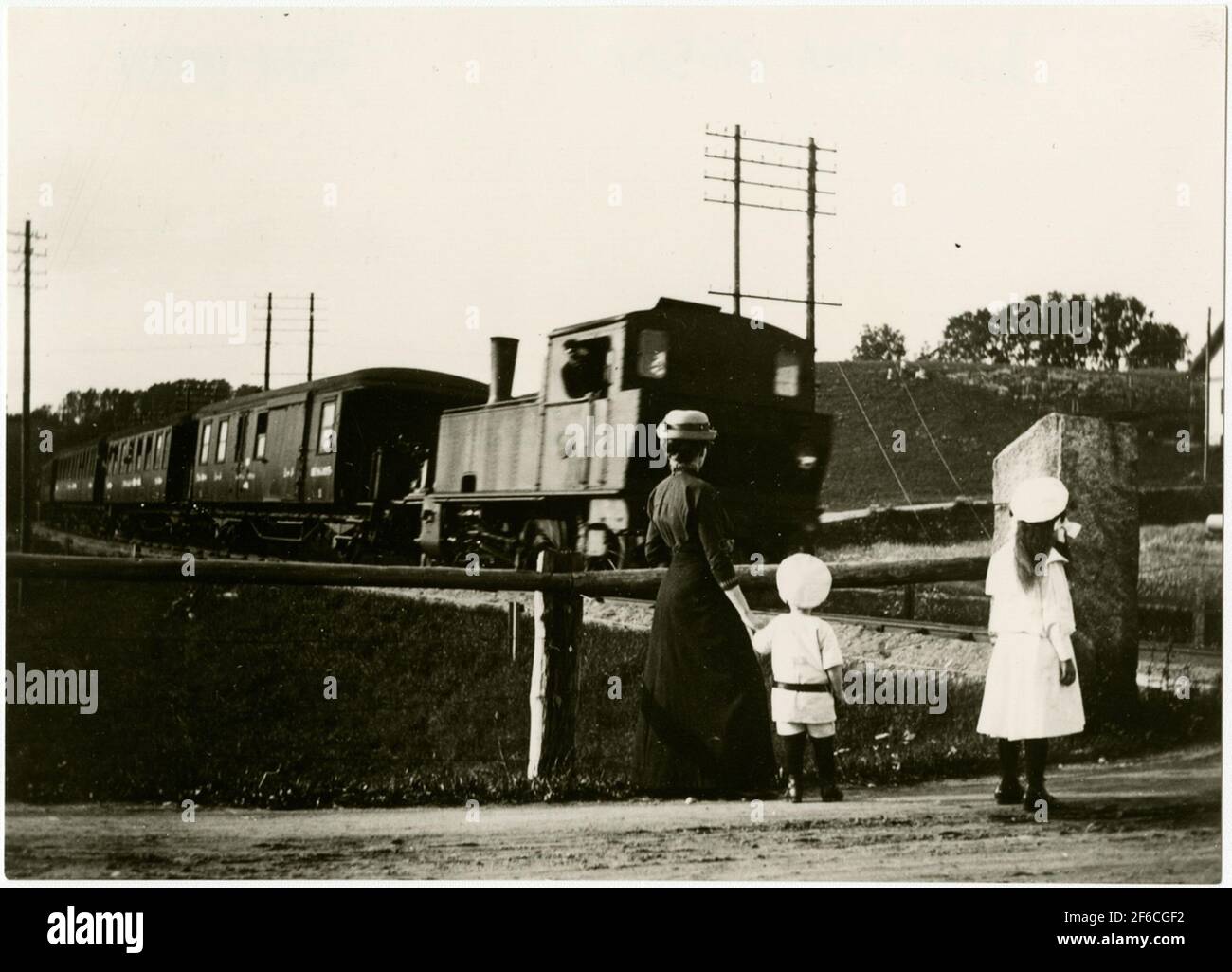 Dingle station hi-res stock photography and images - Alamy