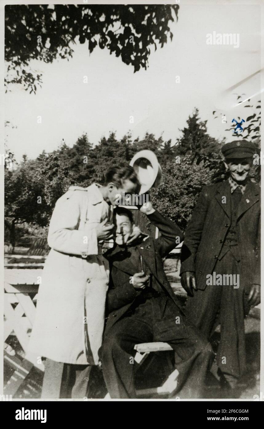 Three frenchmen hi-res stock photography and images - Alamy