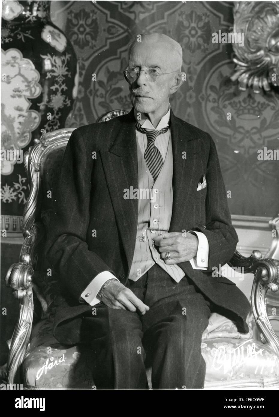 Portrait of King Gustaf V Stock Photo - Alamy