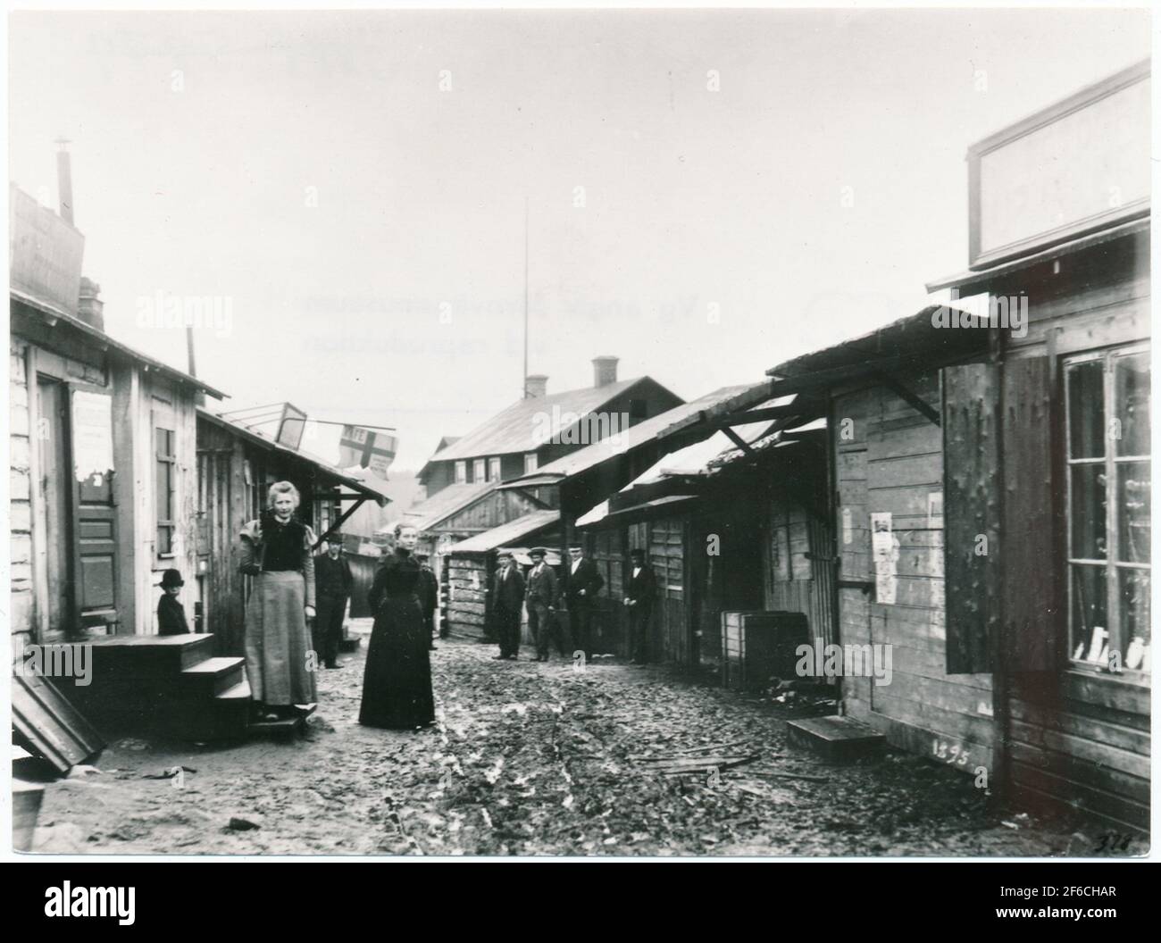 Squarelife hi-res stock photography and images - Alamy