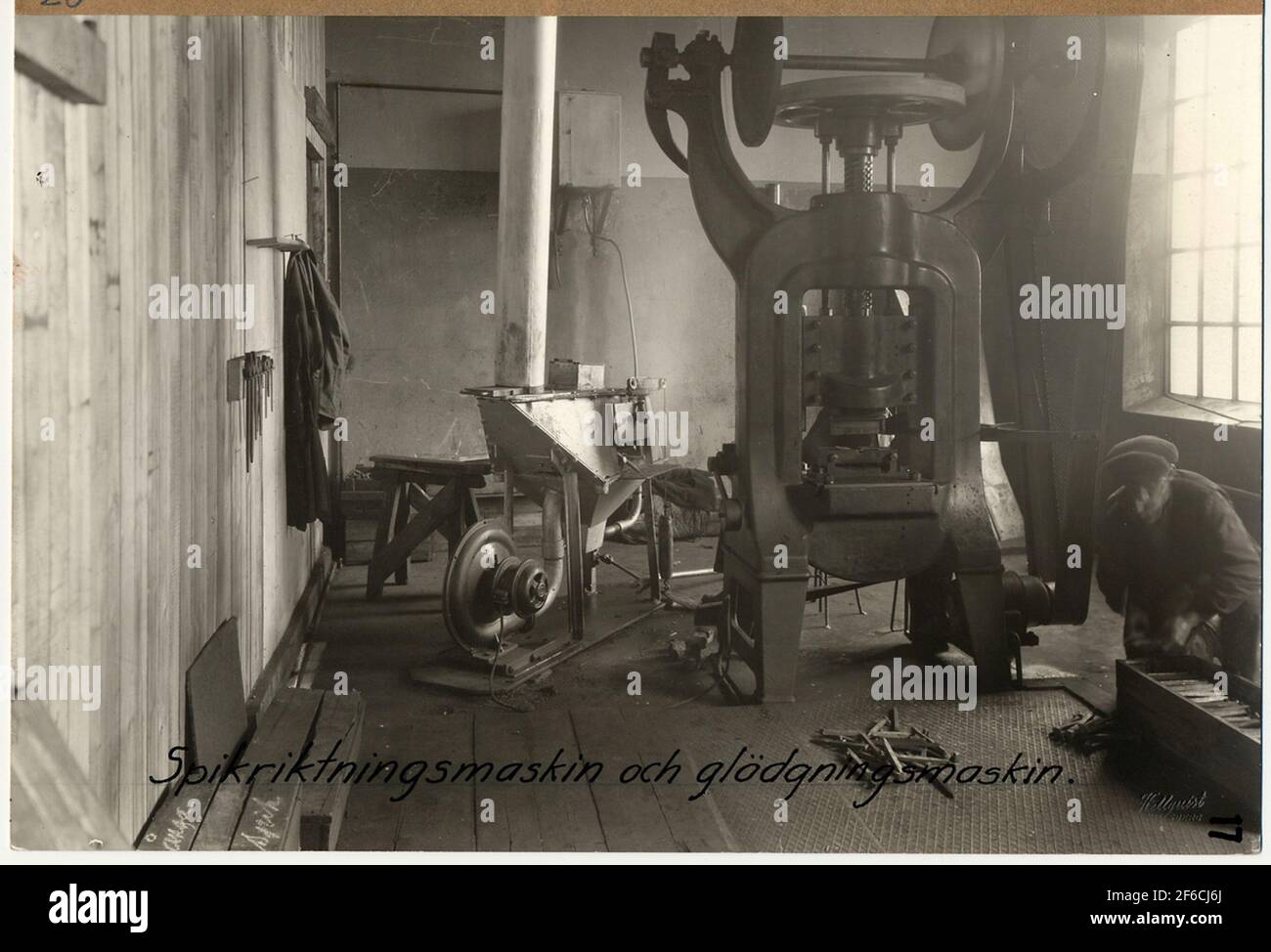 Nail direction machine and annealing machine at the rail adjusting ...