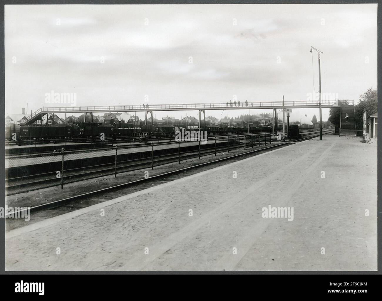 Footbridge at Krylbo station Stock Photo - Alamy