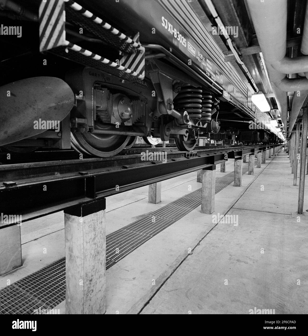Railways maintenance hi-res stock photography and images - Alamy