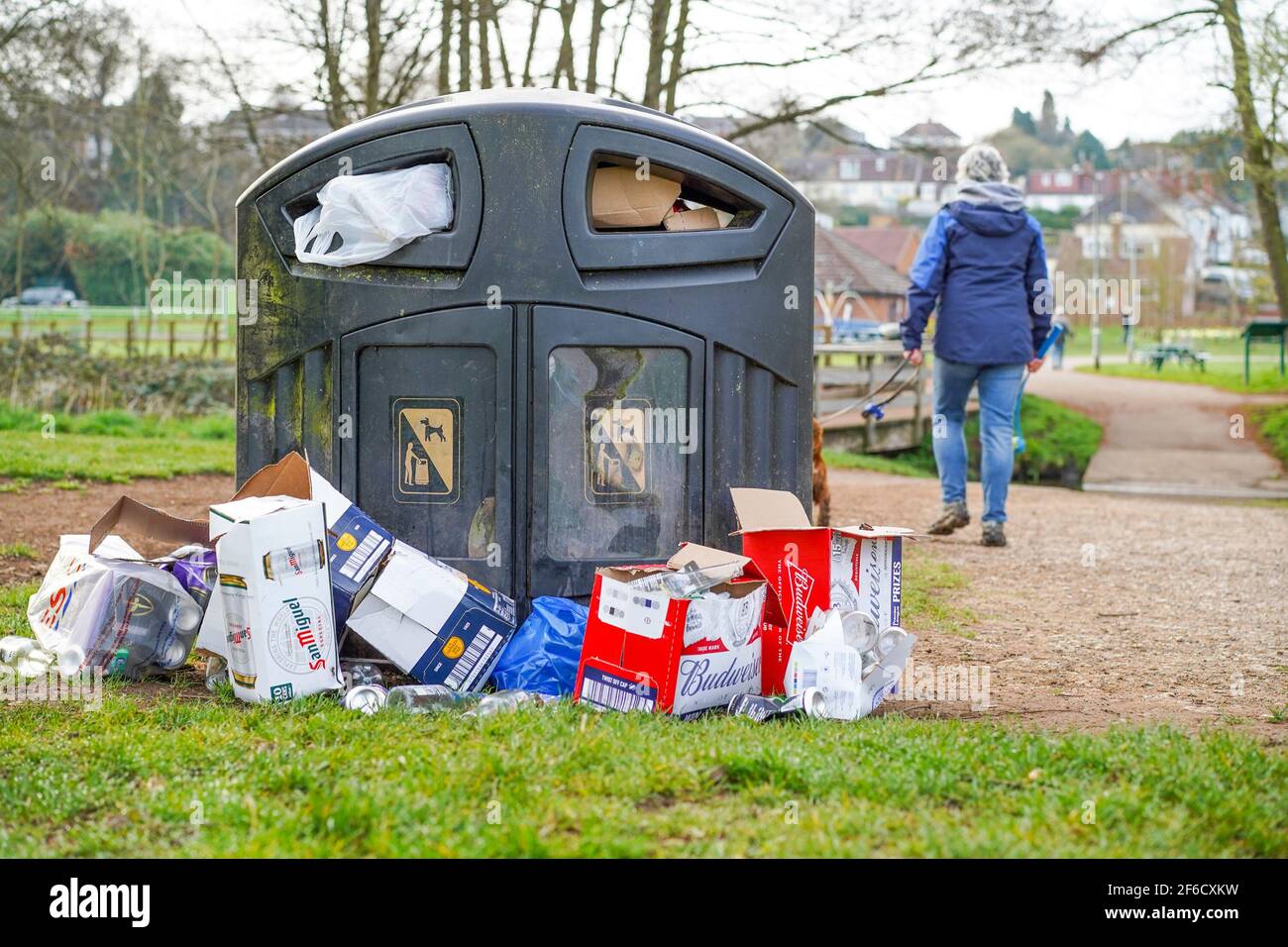 Tidy parks hi-res stock photography and images - Alamy
