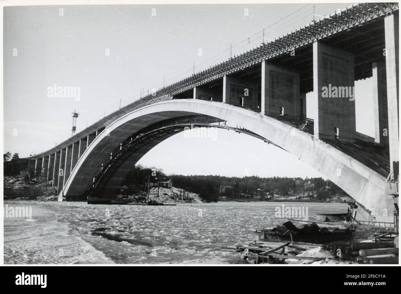 Construction of Tranebergs Bridge. The bridge stretches over the ...