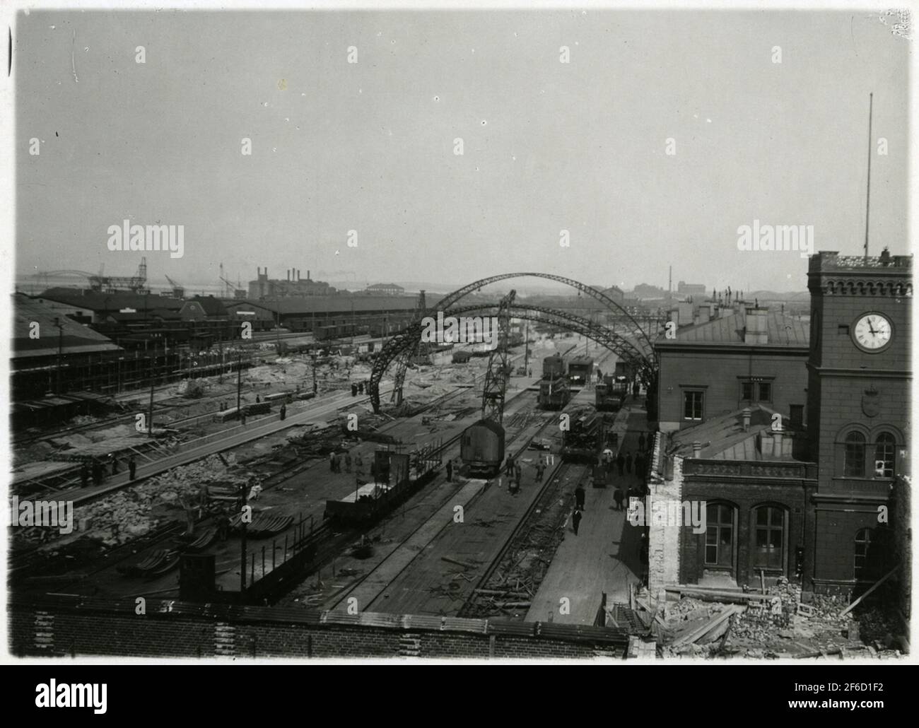 The second last arch is folded at Malmö Old Banhall Stock Photo - Alamy