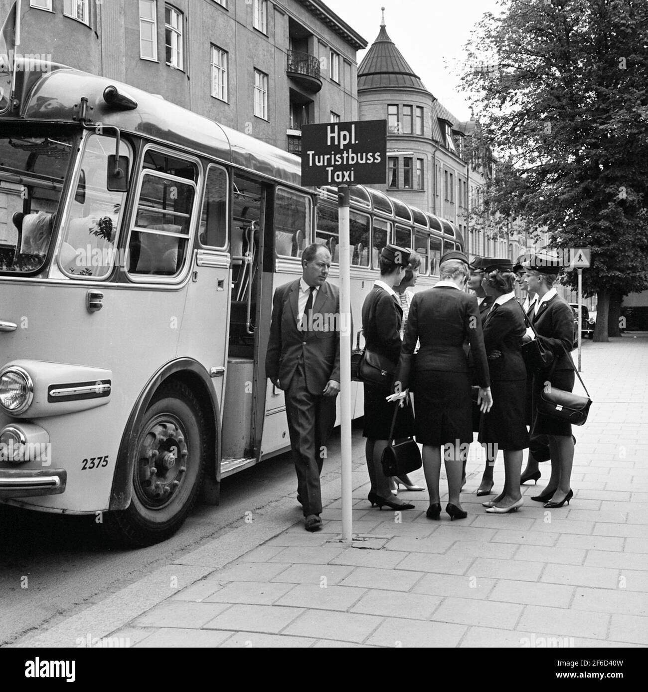Bussvändinna. SJ Tourist bus 2375 Stock Photo - Alamy