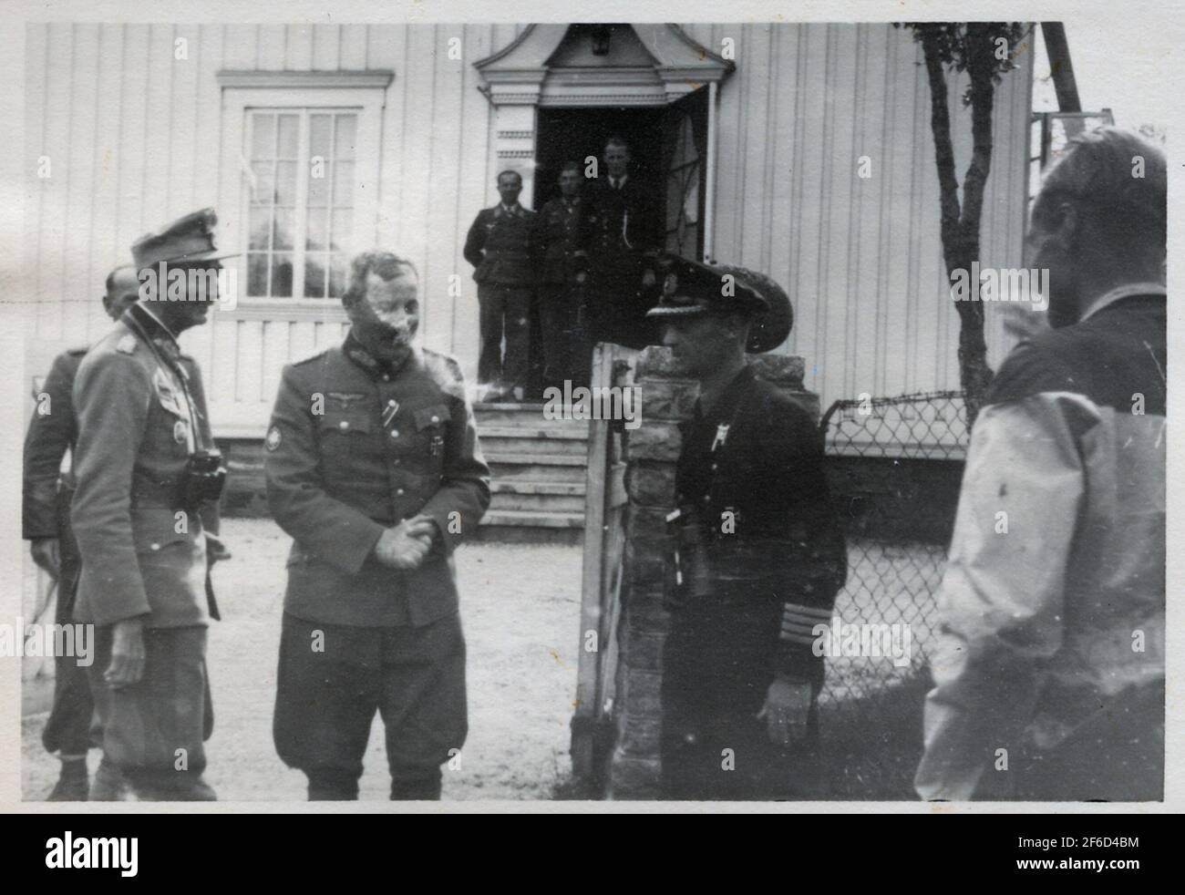 German military people in Norway. Generalooberst Eduard Dietl ...