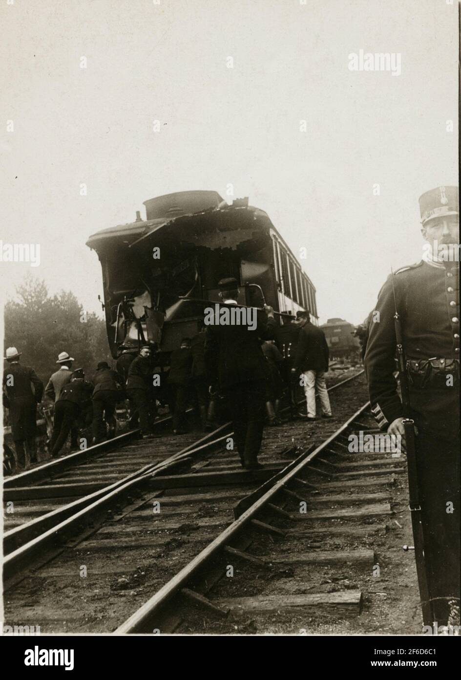 The abduction of the least damaged carriage, of those damaged by the ...