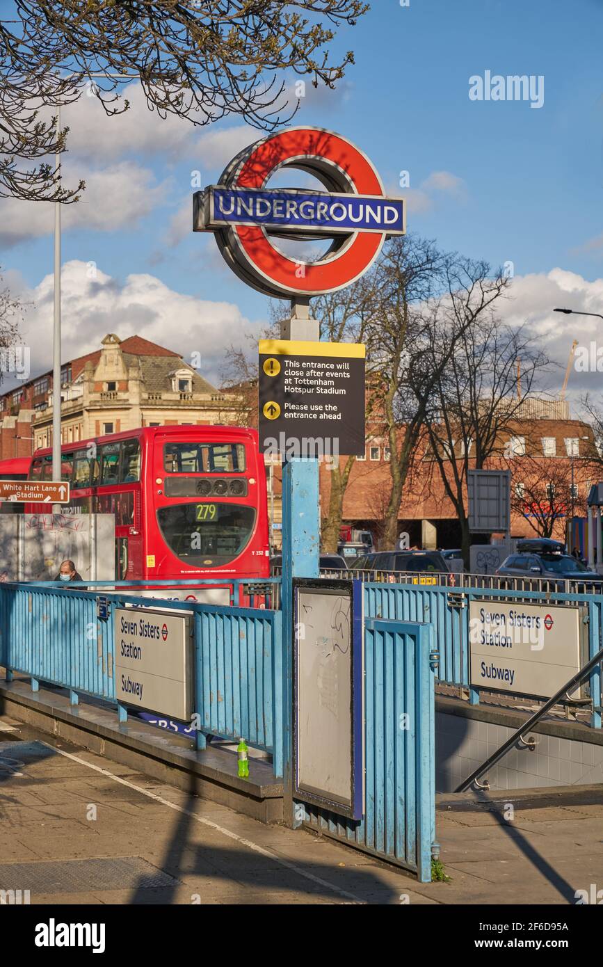 seven sisters underground Stock Photo - Alamy