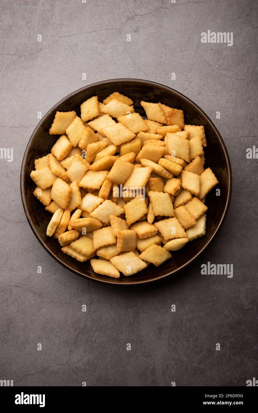 Shankarpara hi-res stock photography and images - Alamy