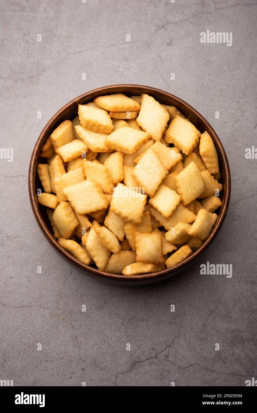 shakkarpara or shankarpali or shankarpale is diamond shape Traditional ...