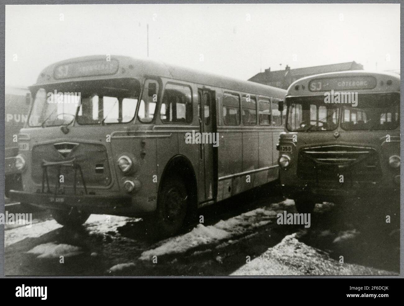 The state's railways, SJ bus 2584 and SJ bus 2290 Stock Photo - Alamy