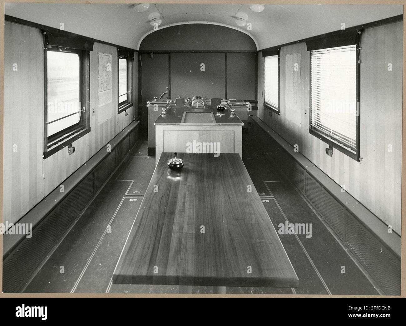 State Railways, SJ SO4 4610 The Swedish Mauzin Wagon BBR measuring ...