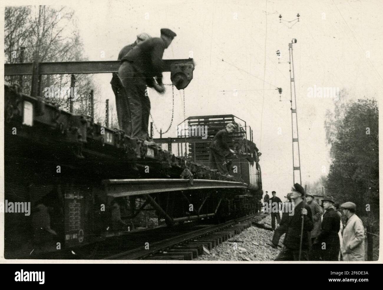 Relaying rail hi-res stock photography and images - Alamy