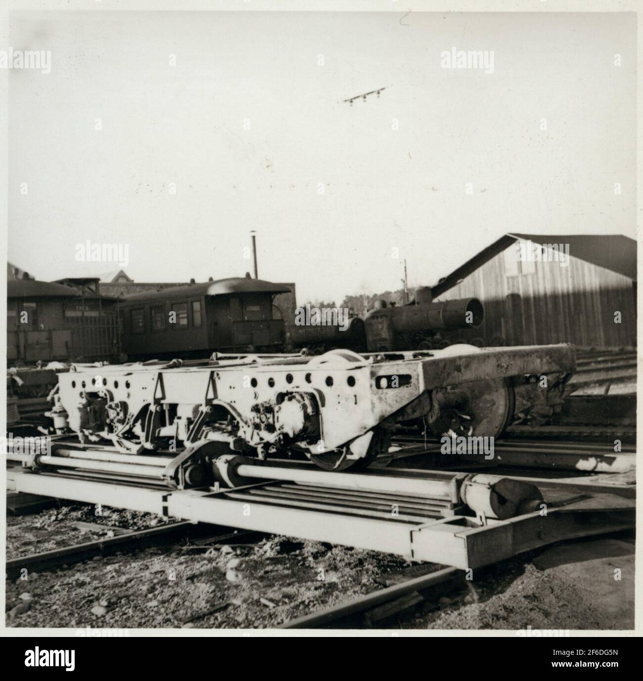 Damage to the A-carriage's running bogie after accident at the stop ...