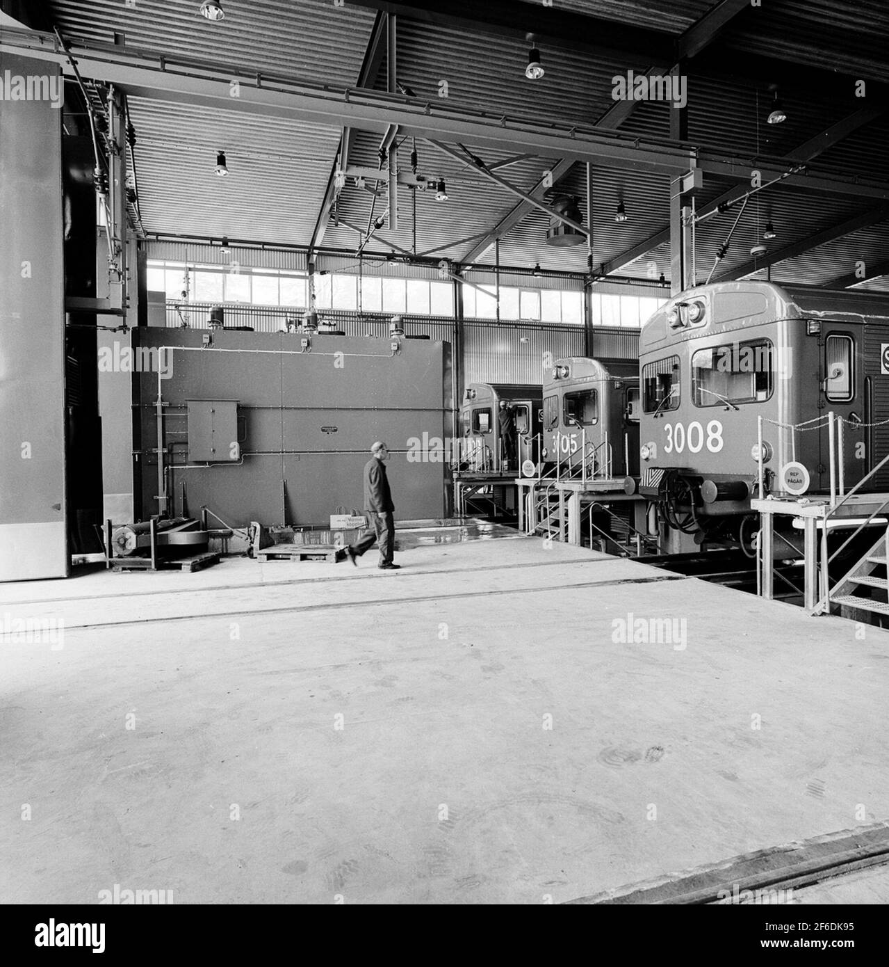 State Railways, SJ X1 3008. The Swedish State Railways Maintenance Hall ...
