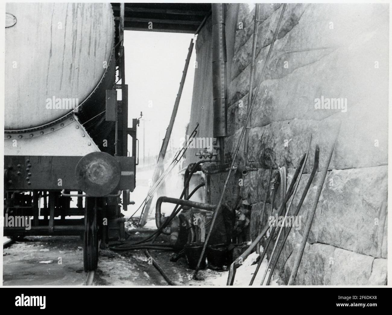 Steam engine repair hi-res stock photography and images - Alamy