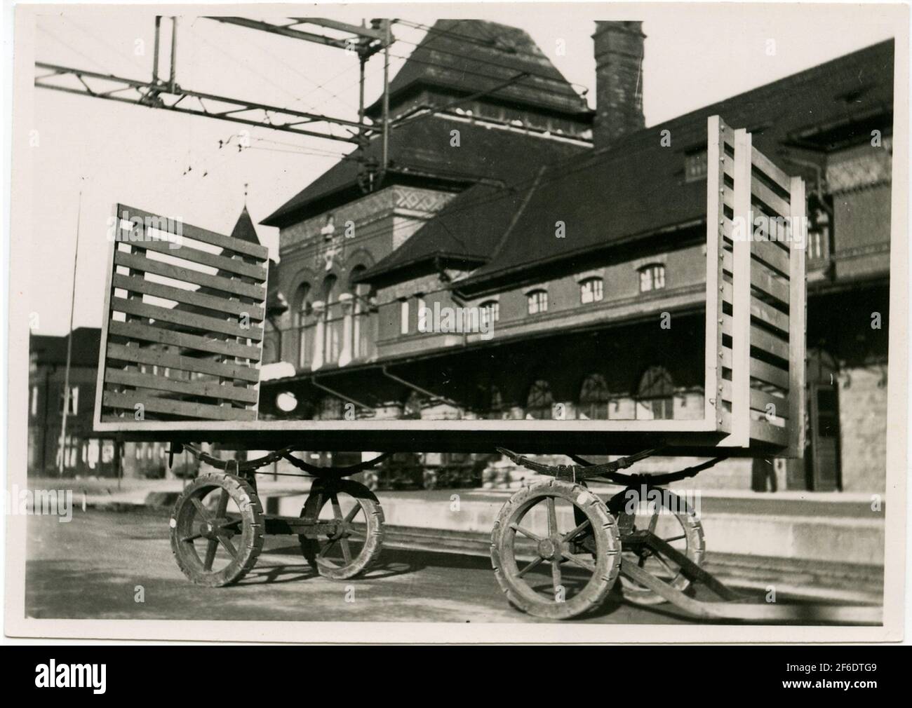 Platform wagon at Krylbo station Stock Photo - Alamy