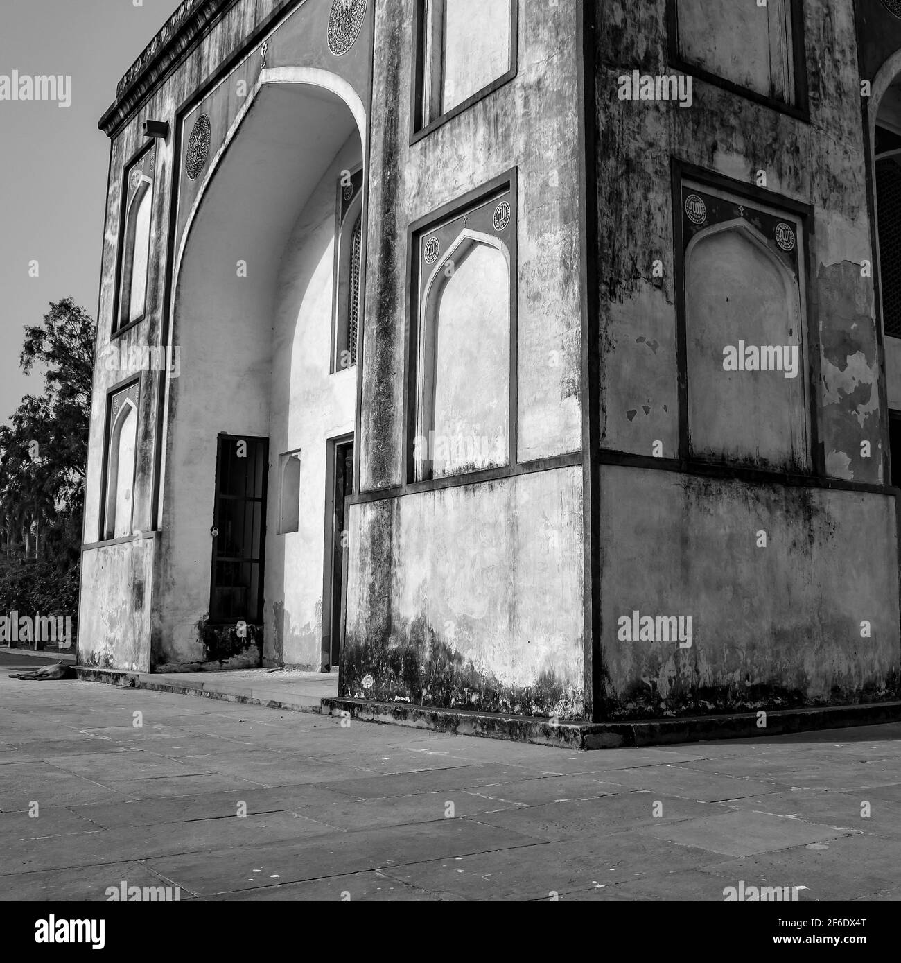 Garden view humayuns tomb Black and White Stock Photos & Images - Alamy