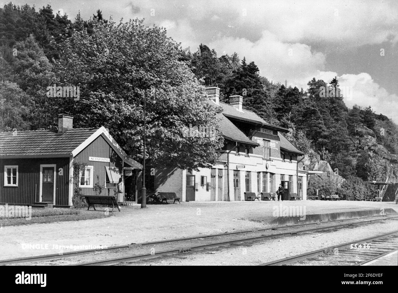 Dingle station hi-res stock photography and images - Alamy