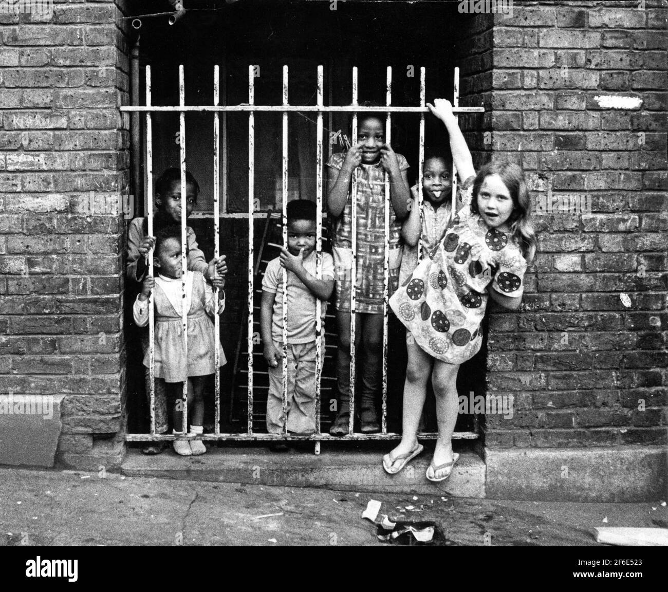 1973 london bridge hi-res stock photography and images - Alamy
