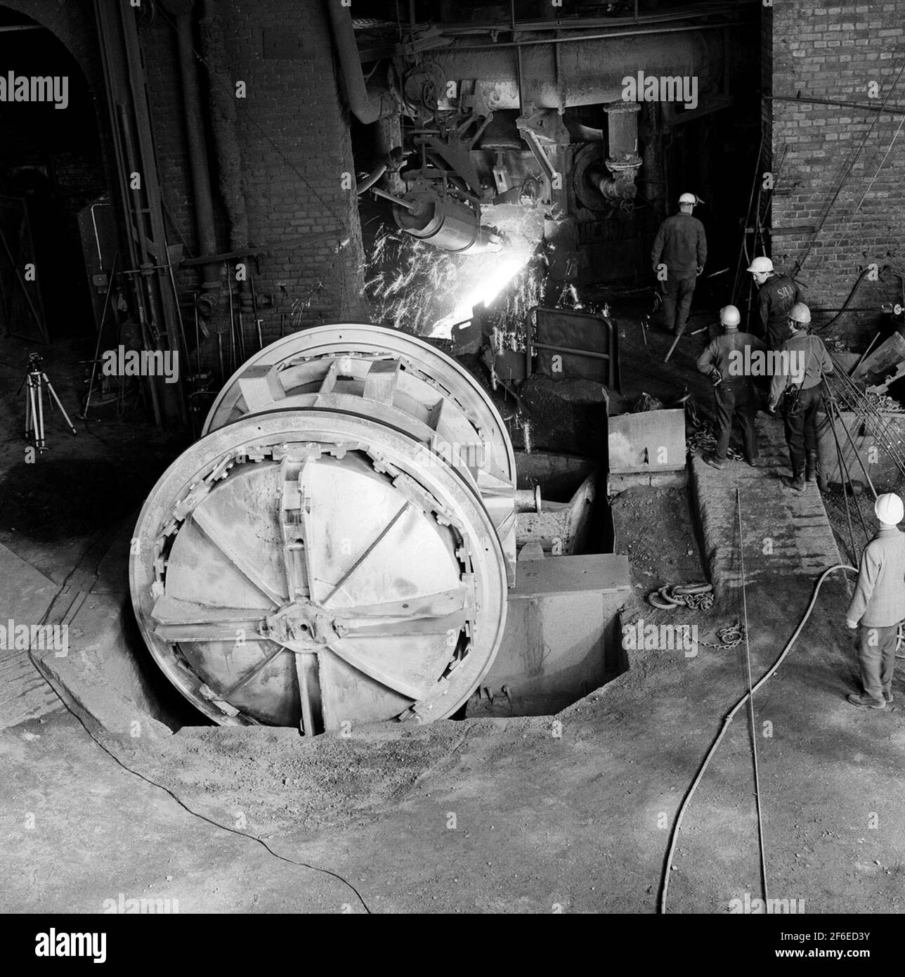 Transport of liquid iron Stock Photo - Alamy
