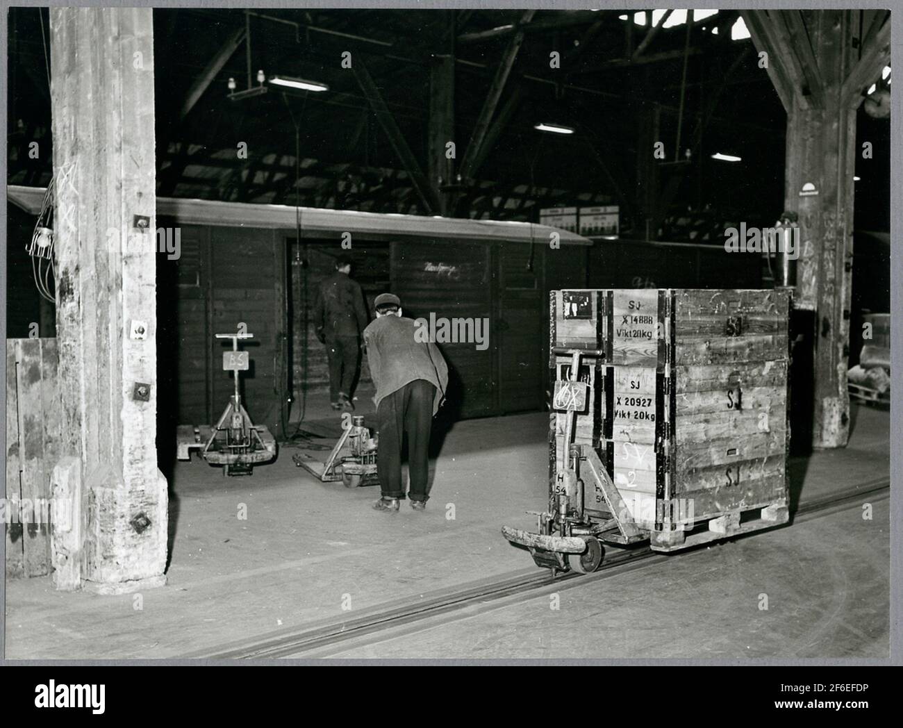 Transport of goods via chain in Hallsberg Stock Photo - Alamy