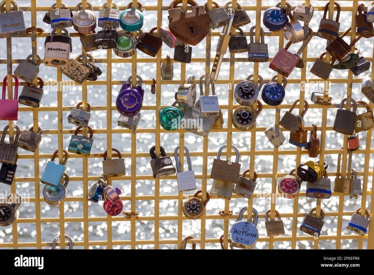 Hanging lock hi-res stock photography and images - Alamy