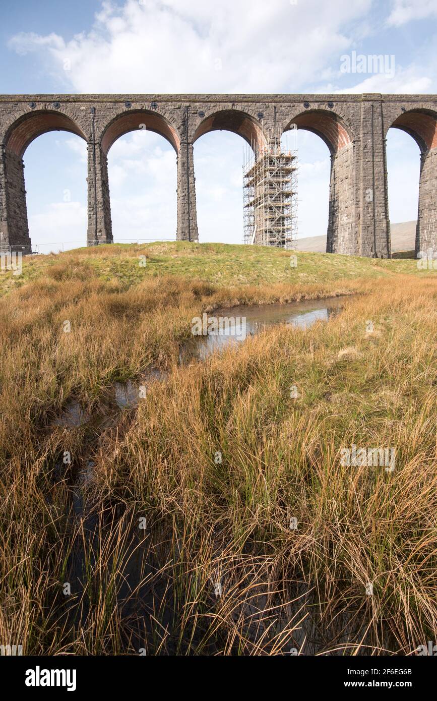 Repairs to iconic Ribblehead Viaduct Stock Photo - Alamy