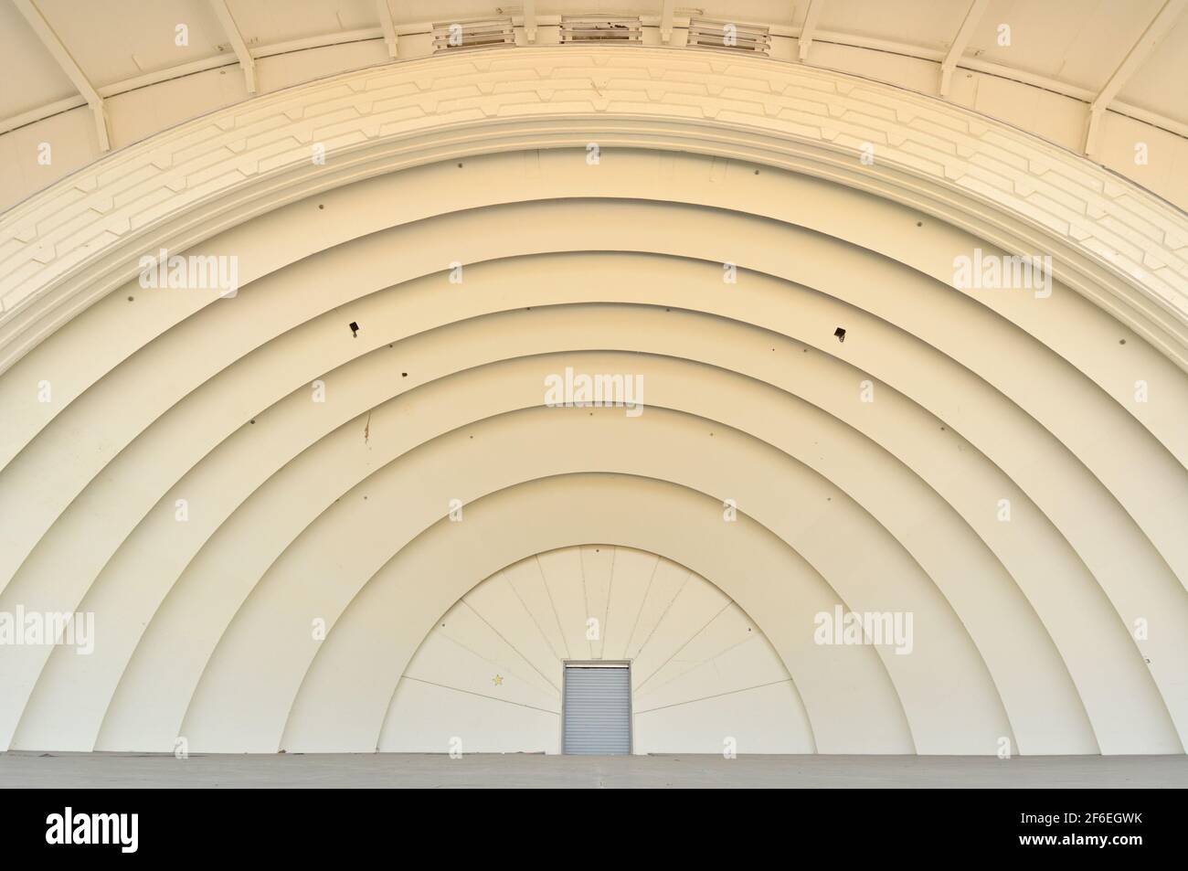 Passive sound amplification hi-res stock photography and images - Alamy