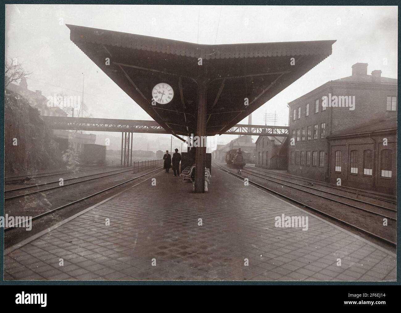 Platform ceiling at Liljeholmen Stock Photo - Alamy