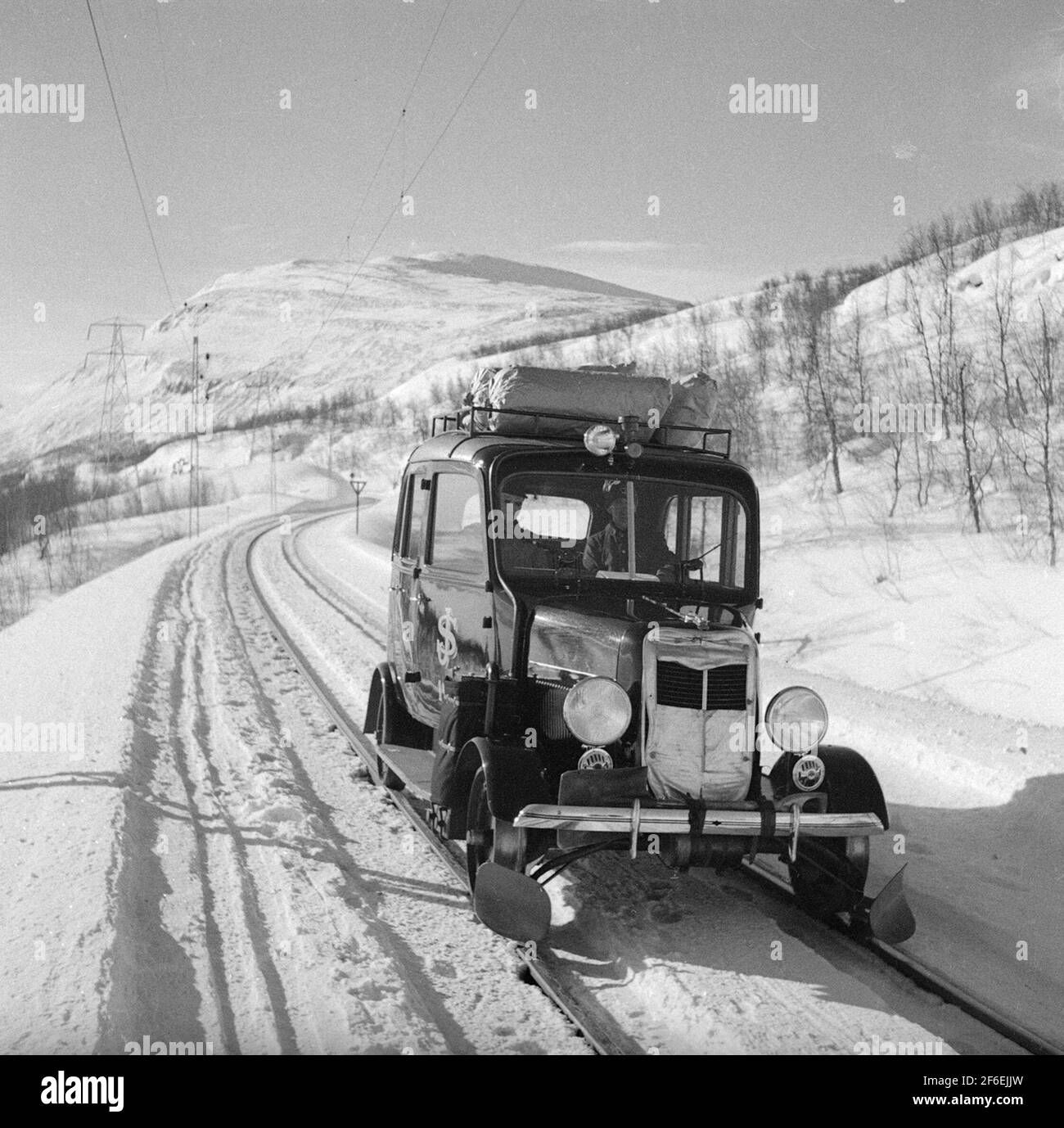 State Railways, SJ Motordressin with Gas Gas operation on the Malmbanan ...