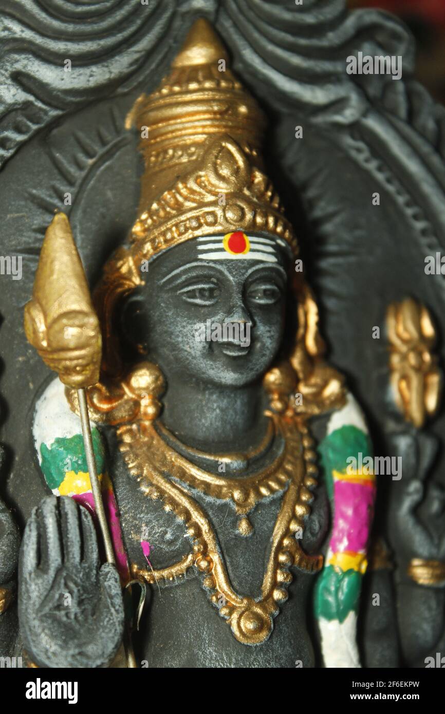 Idols of lord krishna hi-res stock photography and images - Alamy