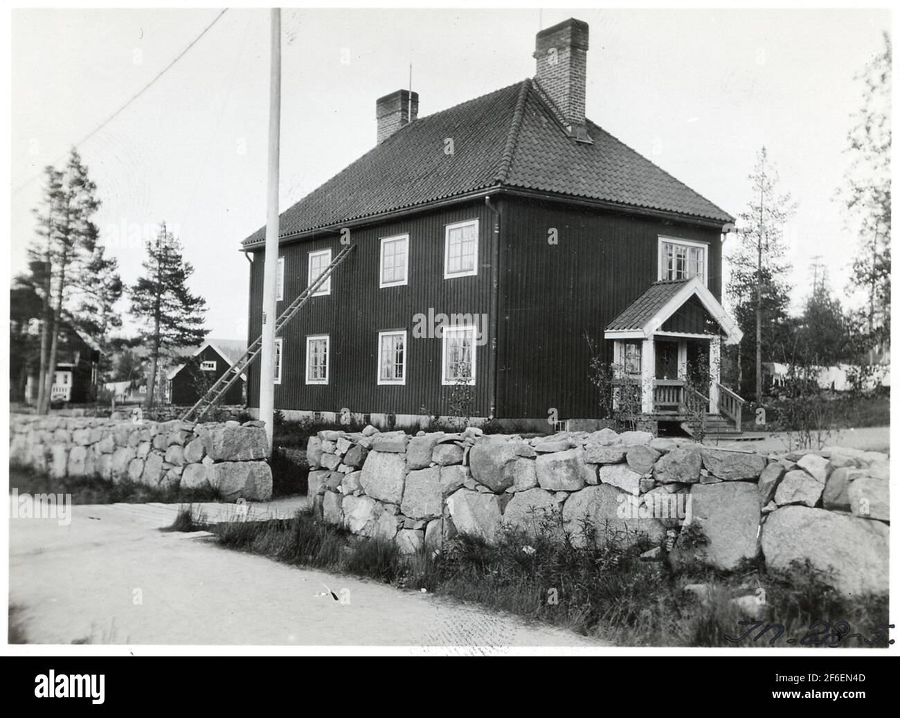 Buildings support Cut Out Stock Images & Pictures - Alamy