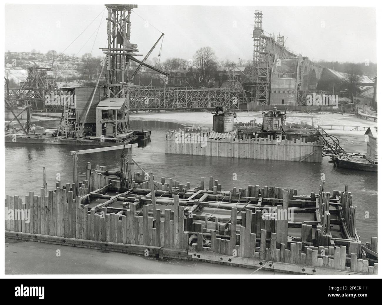 The Årstabron during construction time, Kassun No. 8 has been ...