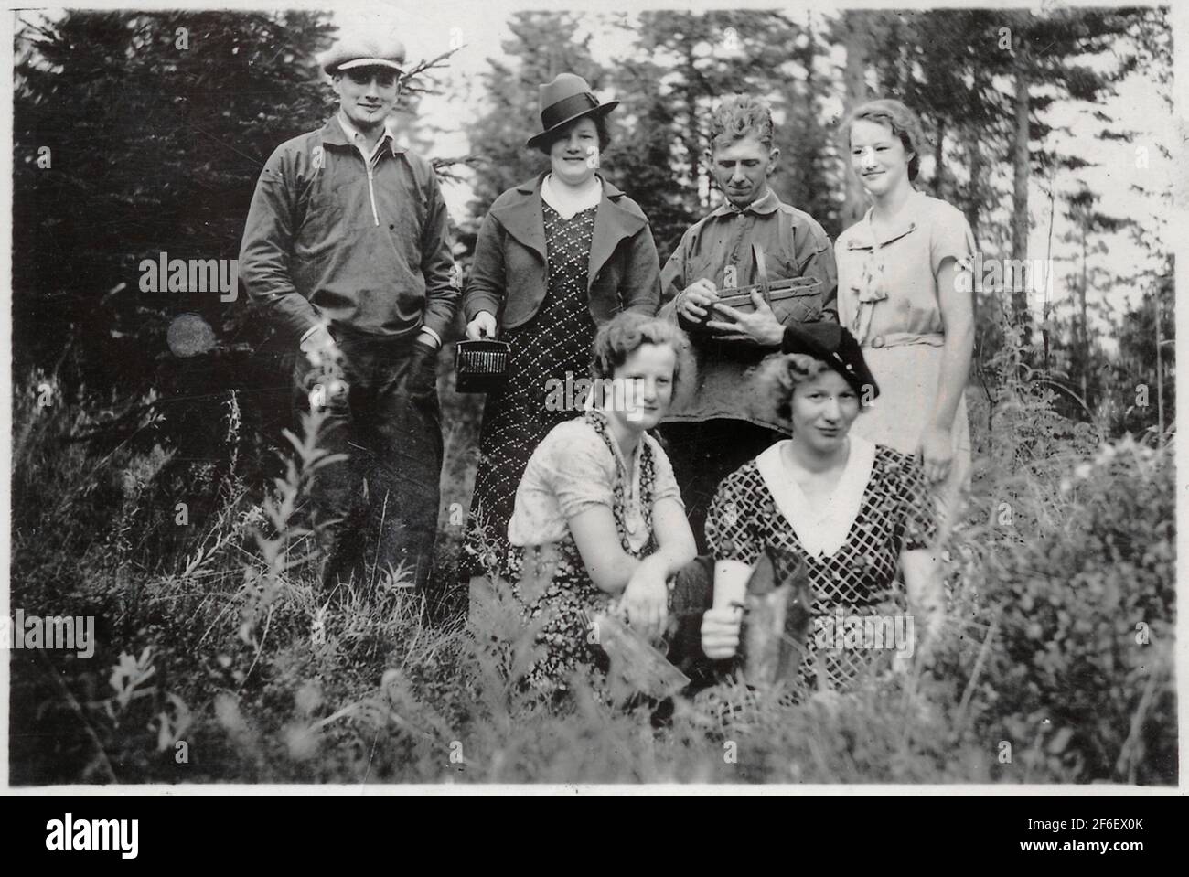 The berry pickle layer rear row from left: Erik, Astrid, Oskar ...